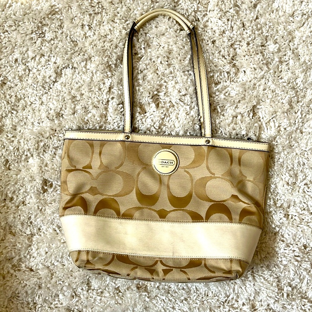 Coach Signature Khaki Fabric Purse - Gem